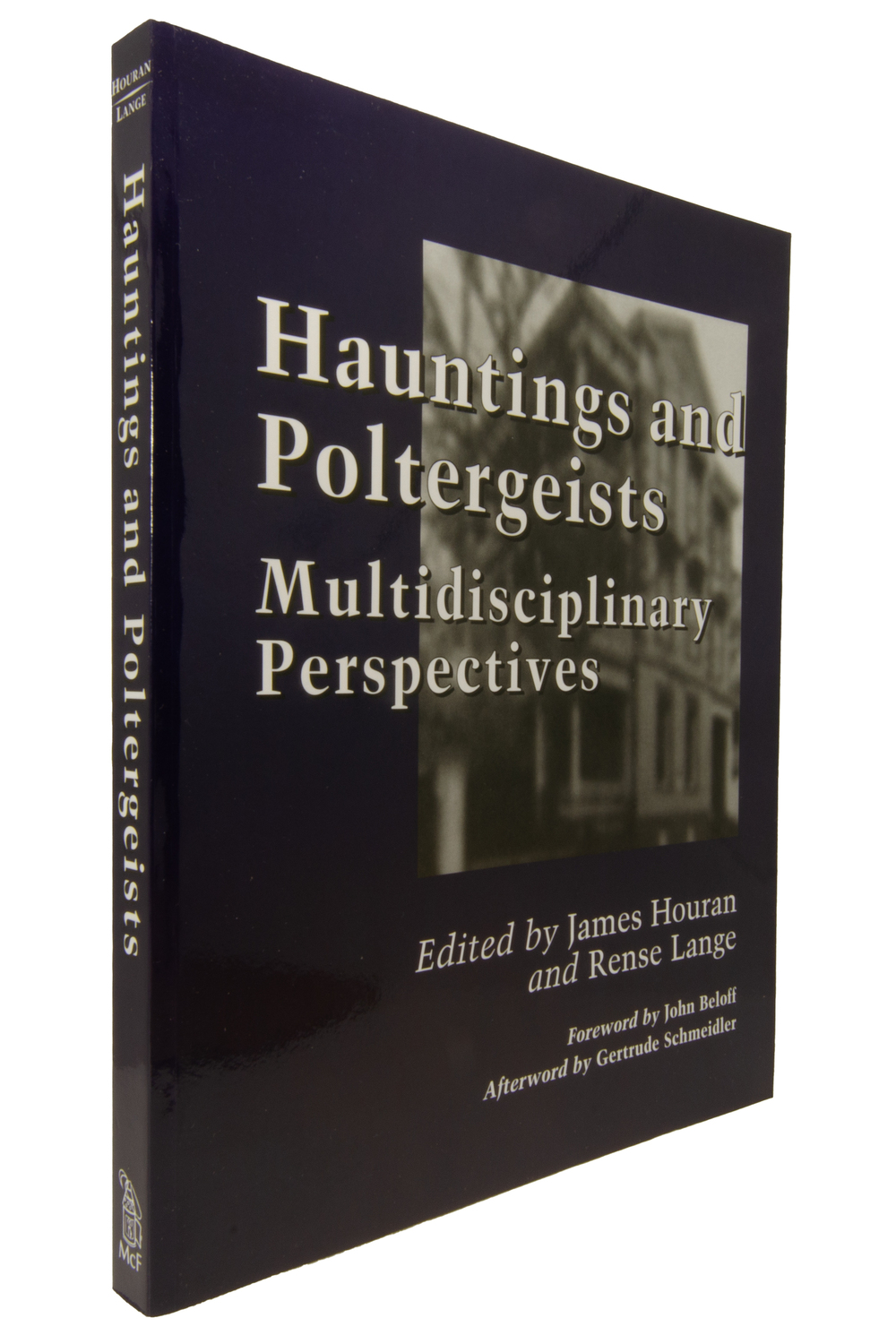 Hauntings and Poltergeists – The Small Library Company